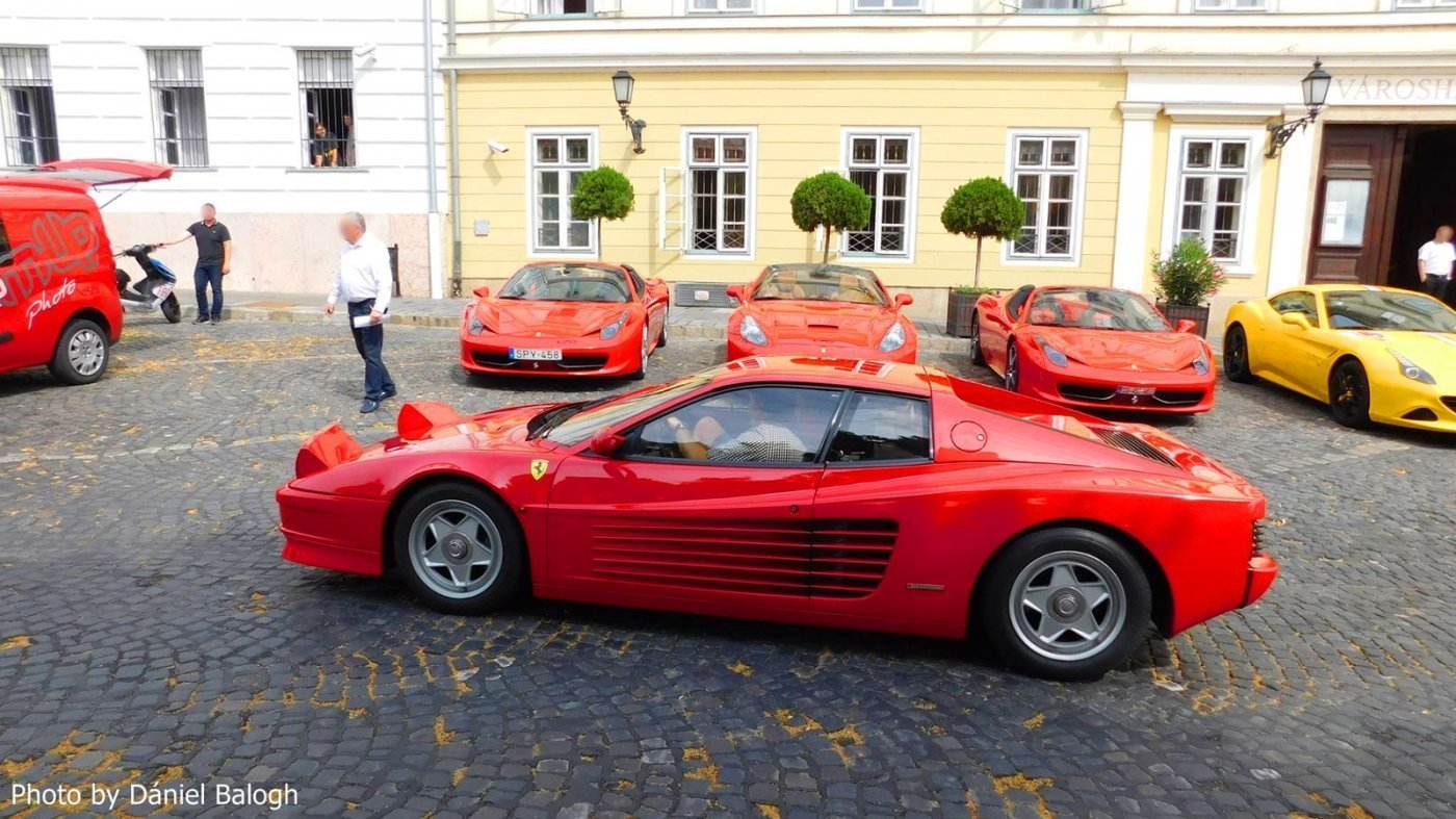 40 Ferrari parádézott Budapesten – Autó-Motor