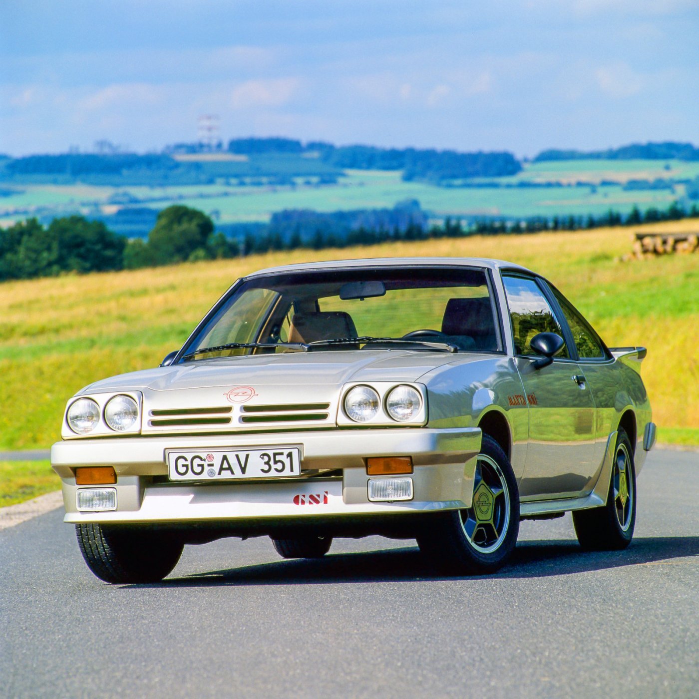 A nép sportautója – 50 éves az Opel Manta – Autó-Motor