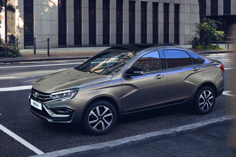 Hivatalosan is bemutatkozott a Lada Vesta NG – Autó-Motor