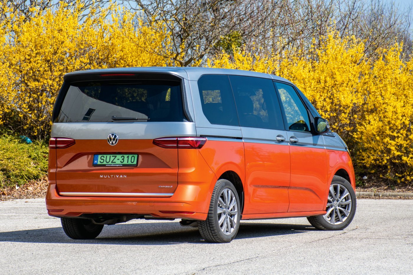 Személyes ügy – Volkswagen T7 Multivan Plug-In-Hybrid teszt – Autó-Motor