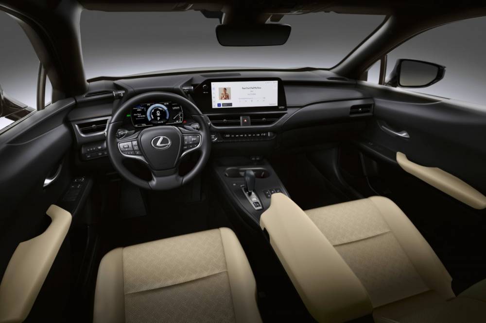 Nagyobb akkumulátort kap az elektromos Lexus UX – Autó-Motor