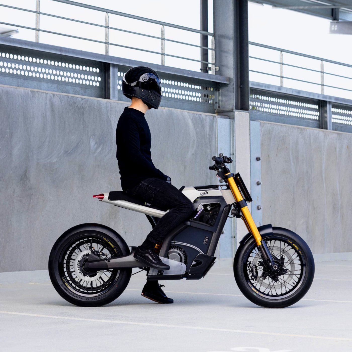 Elektromos motorkerékpárokkal erősíti portfólióját a Peugeot – Autó-Motor