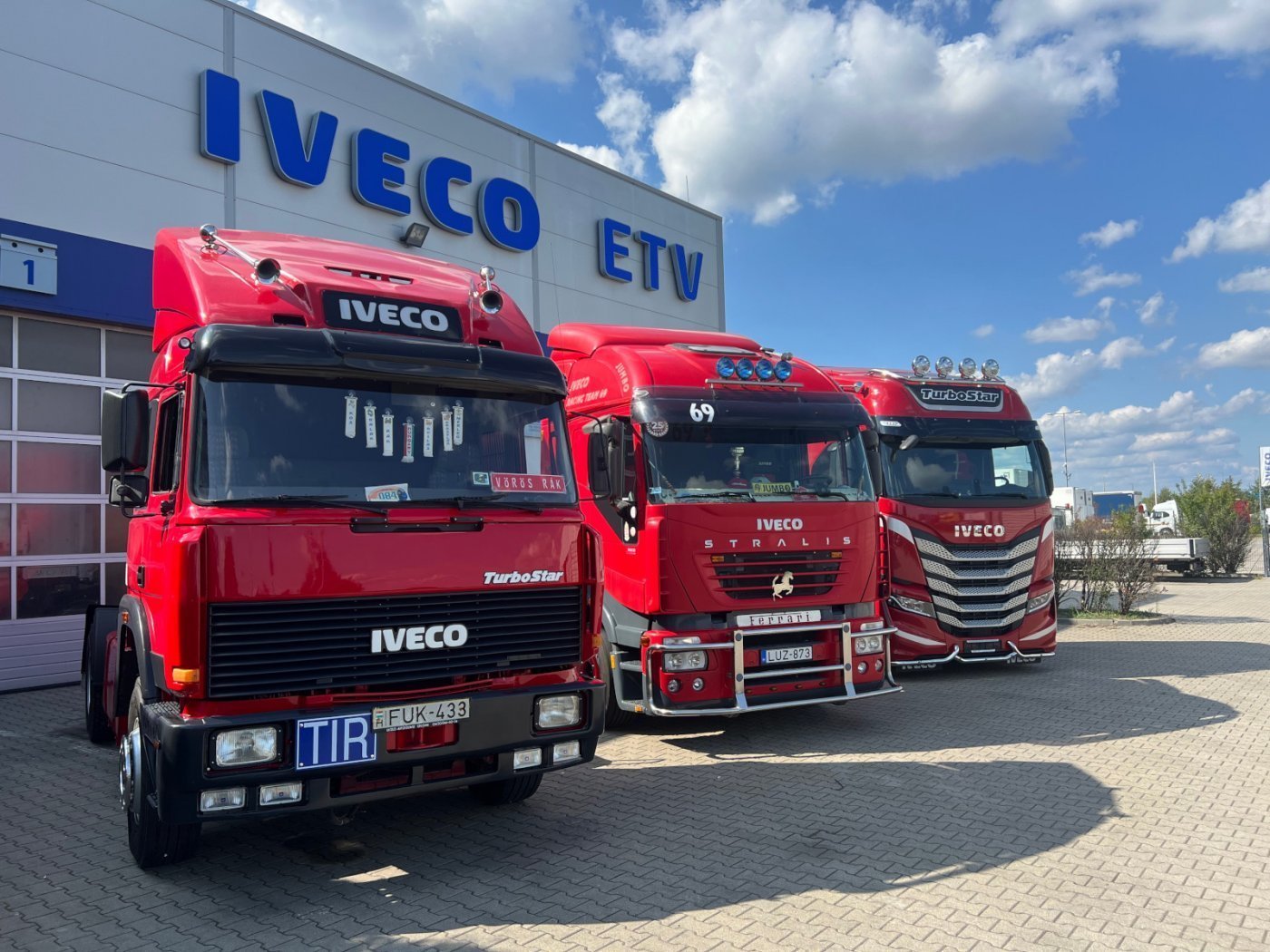 Az ikonikus Iveco TurboStar kamionok limitált szériás darabjai ...